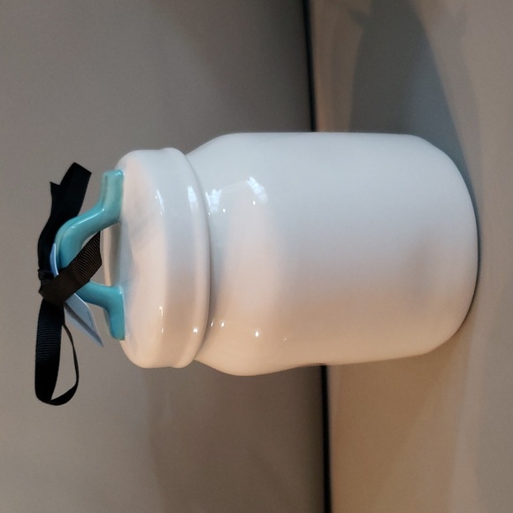 Rae Dunn | Kitchen | Rae Dunn Pixar Ceramic Monsters Inc Scream Jar ...